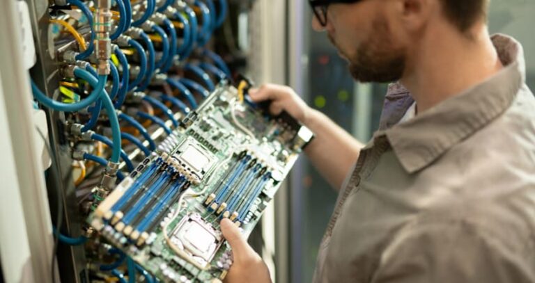 How to Pick the Right IT Support Plan for Your Business
